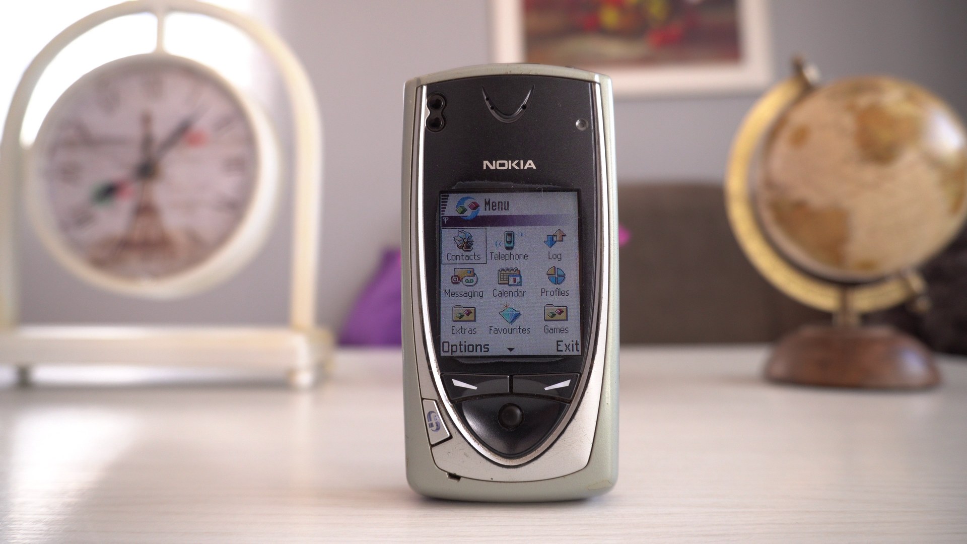 Ovo je prvi telefon s kamerom (u Europi)! Nokia 7650 - Retrobox #3 ...