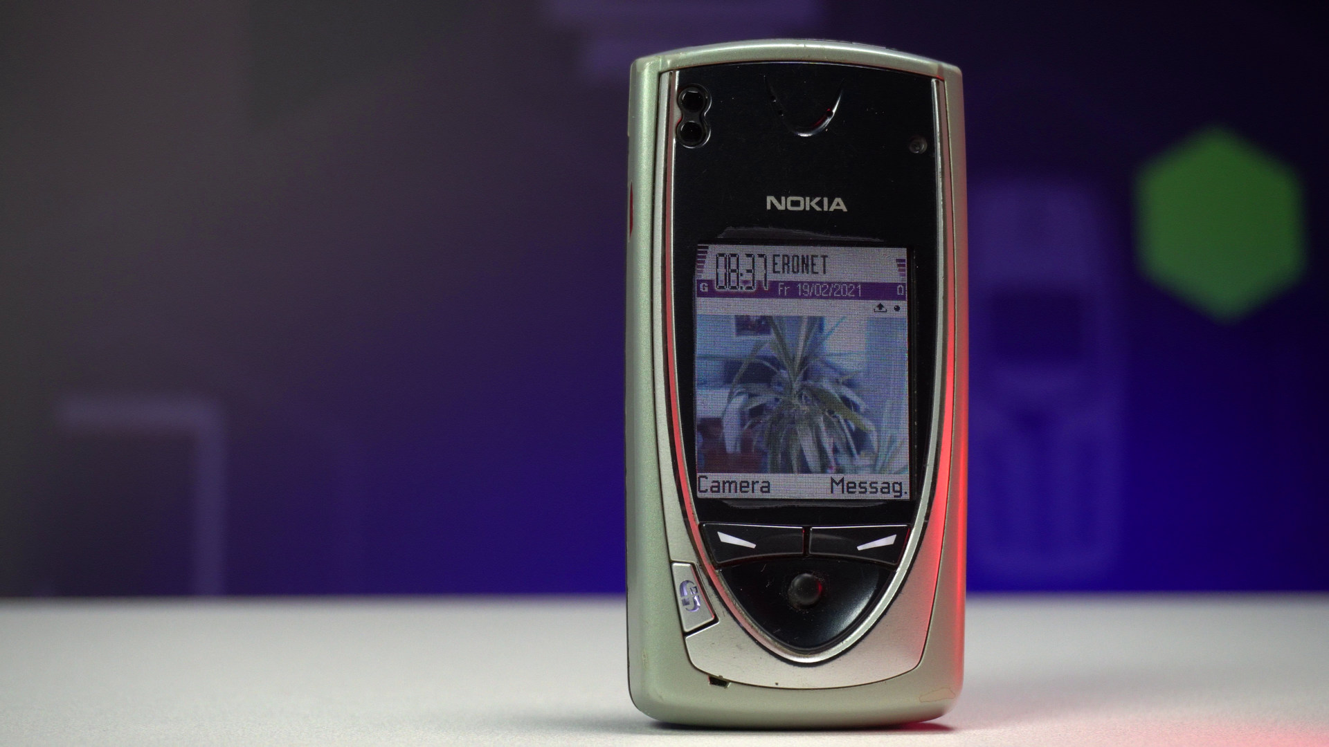 Ovo je prvi telefon s kamerom (u Europi)! Nokia 7650 - Retrobox #3 ...